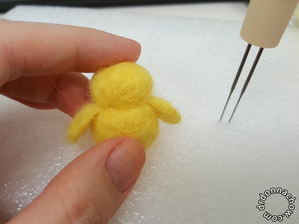 Needle Felting a Baby Chick | Dr Donna Chow